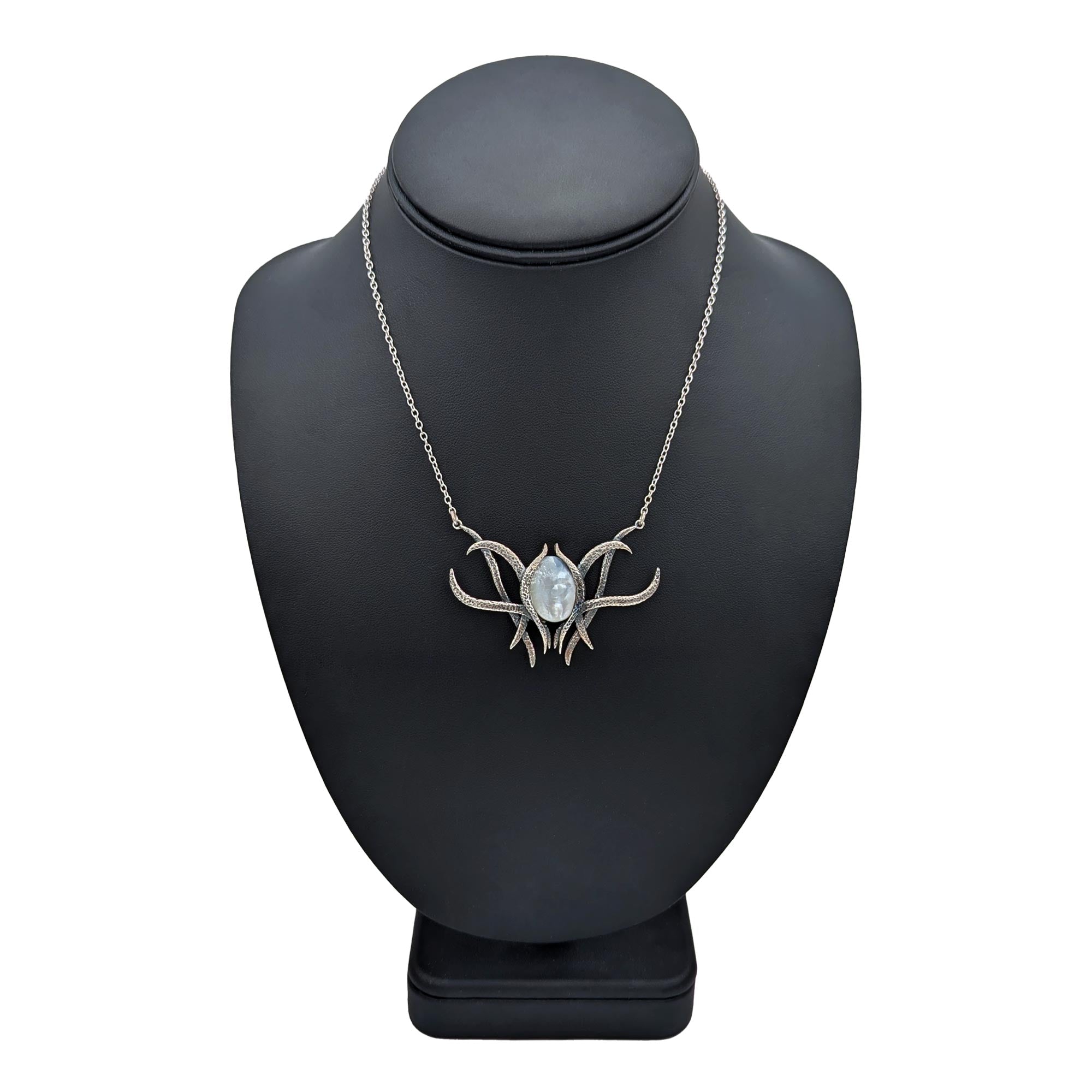 Galadriel Brooch Pendant - The Hobbit – Royal Armouries Museum Shop